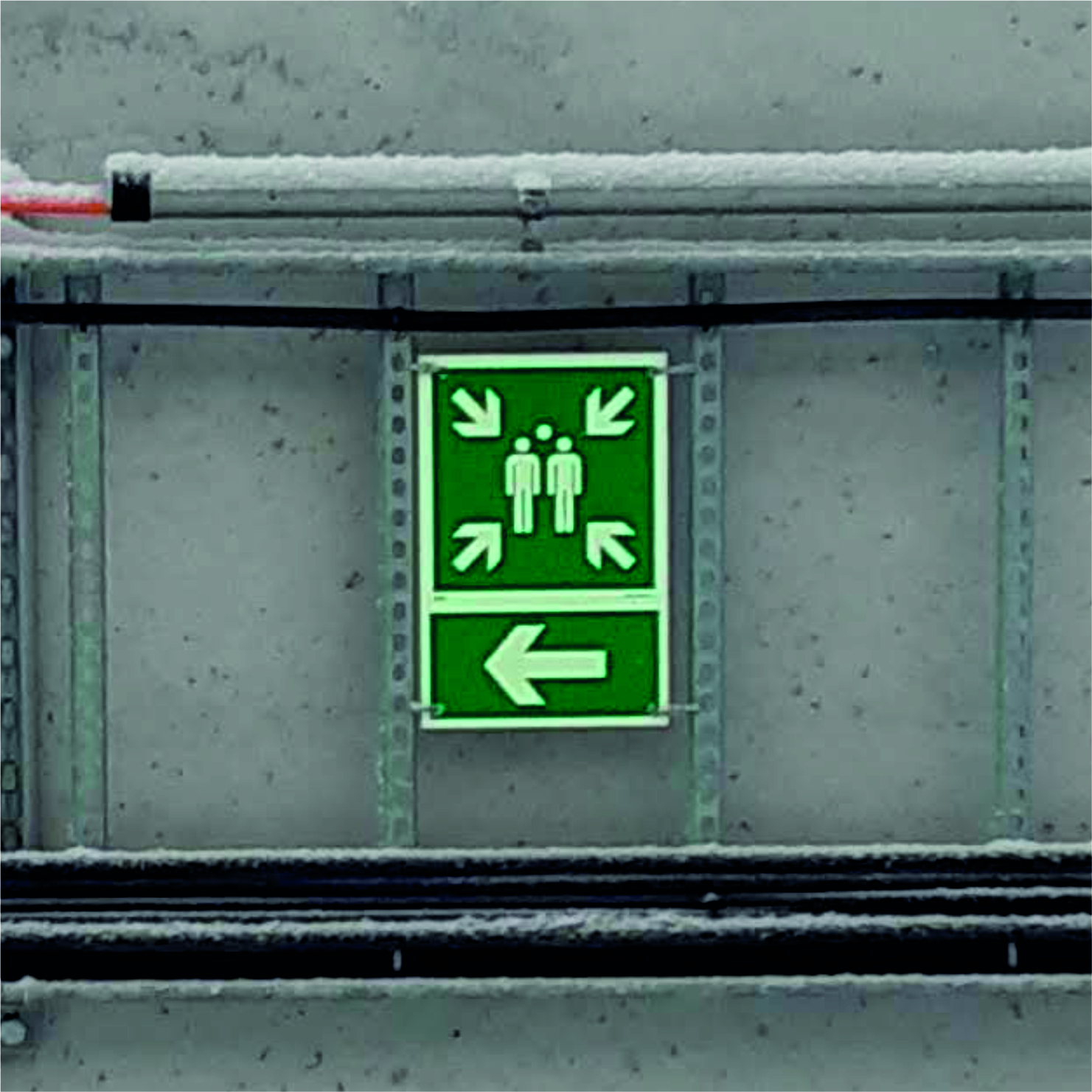Escape route signs | effective evacuation systems | Signwell