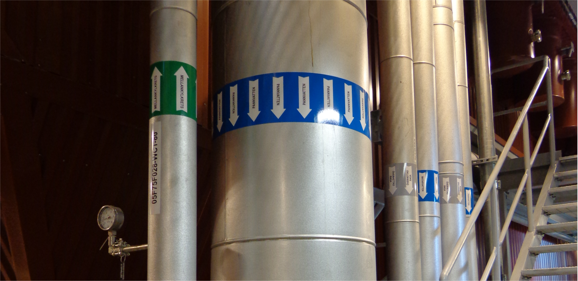 Pipe marking | ISO 20560-1 Pipe Marking | Signwell